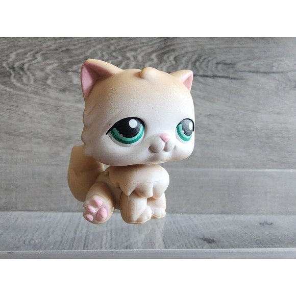 Hasbro | Toys | Lps 29 Persian Cat Kitten Green Eyes Authentic Littlest ...